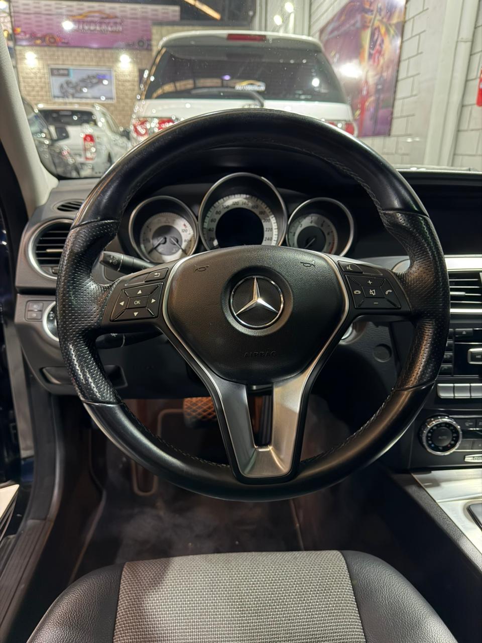 Mercedes Benz C250 Sedan – AUTOBERLIN